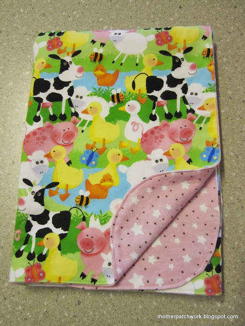 Mother Patchwork: Bunny rug for baby - tutorial