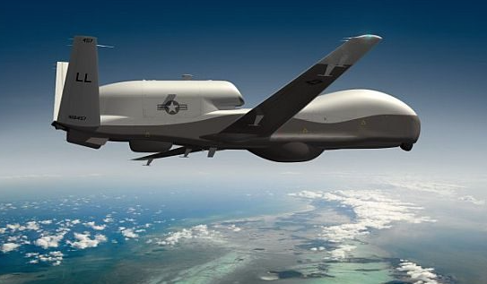 Defensa y Armas: Northrop Readies SIGINT para el UAV Triton MQ-4C