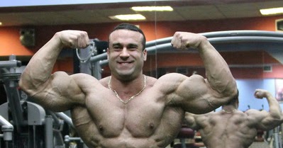 Worldwide Bodybuilders: Russian muscle god Sergey Bazarov