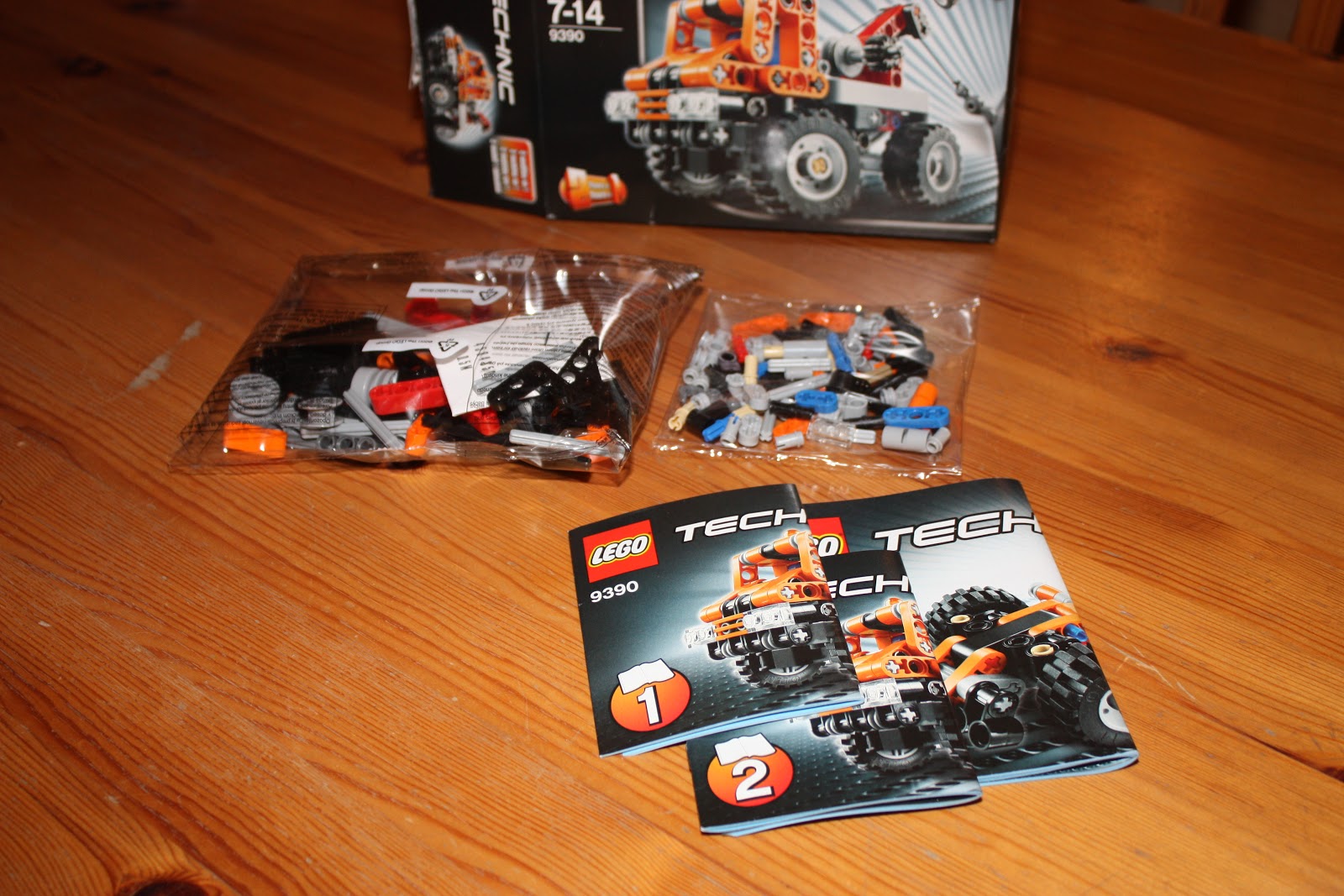 Just Another Lego Blog: Lego Technic 9390 - Mini Tow Truck