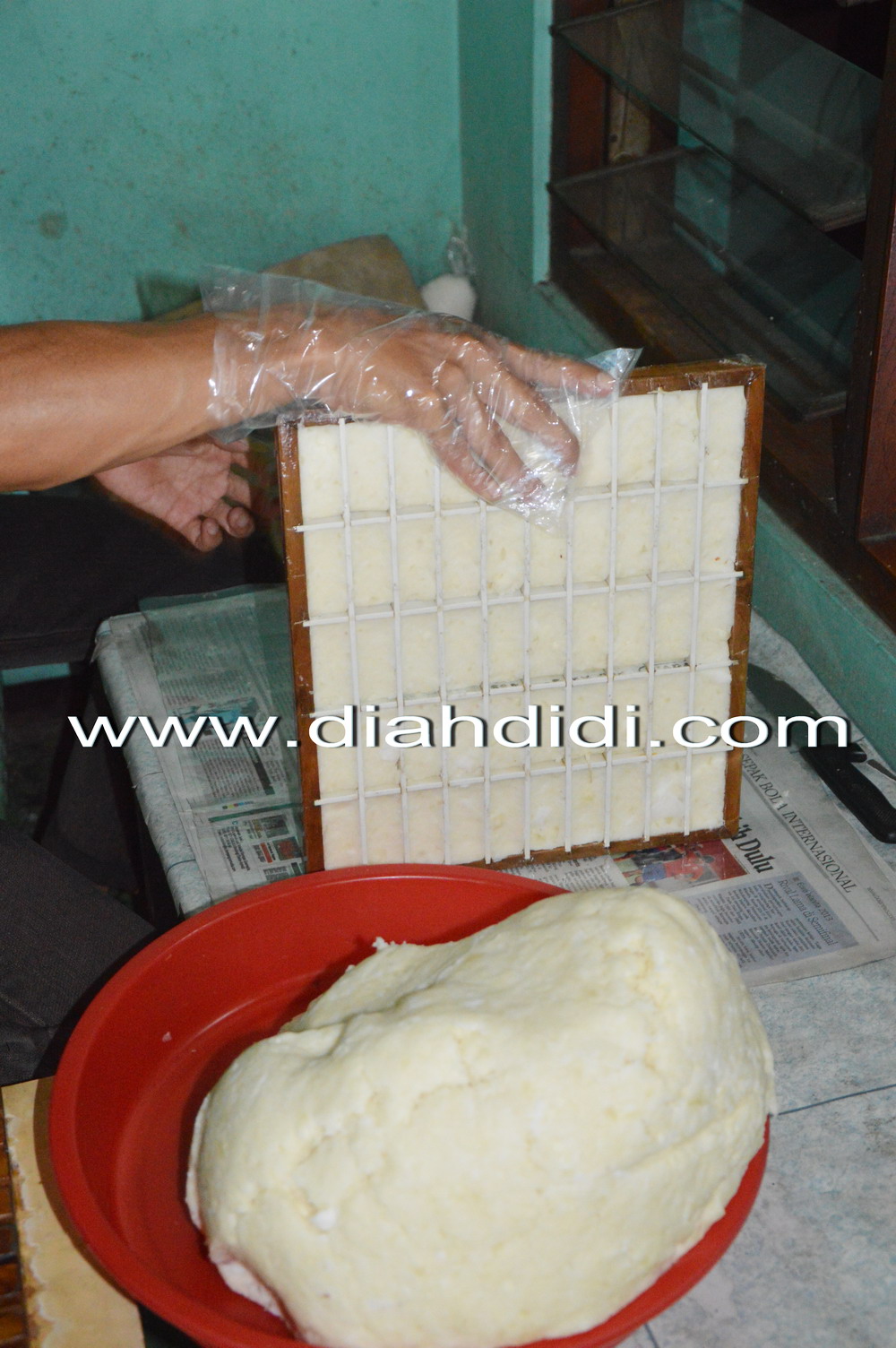 Diah Didi's Kitchen: Menikmati *Gethuk Kethek / Gethuk Monyet* Hangat ...