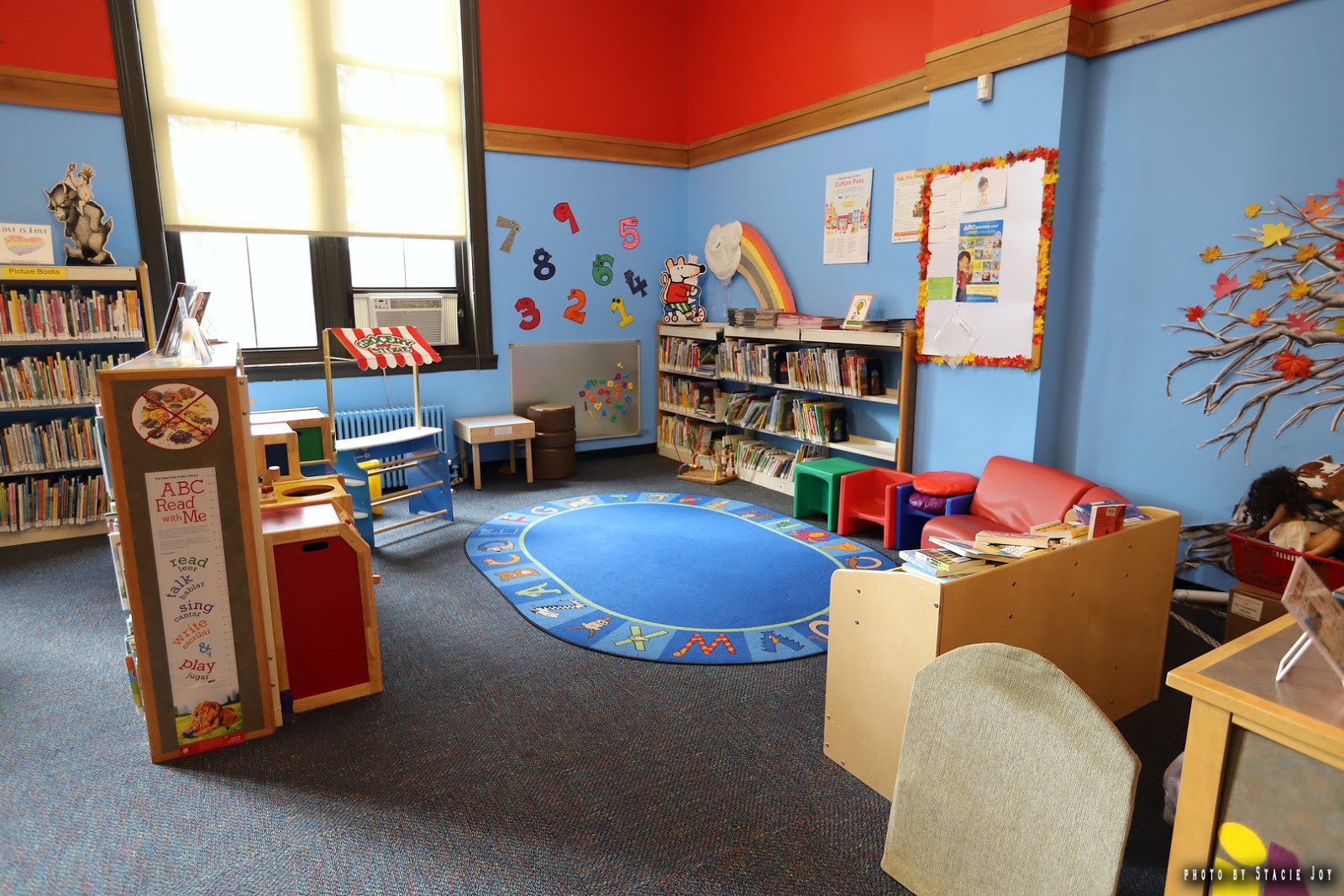 EV Grieve: A visit to the Tompkins Square Library branch on 10th Street