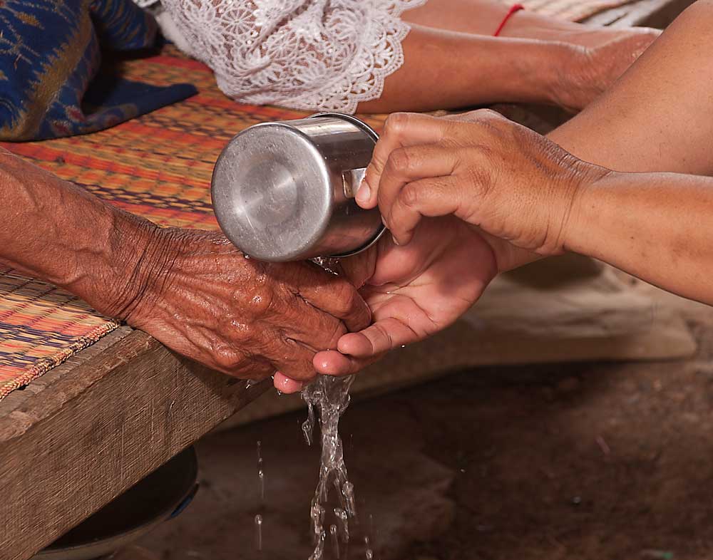 Allen's World: Songkran - Bone Washing