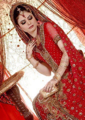 Multimedia Collection: Most Beautiful Dulhan Style