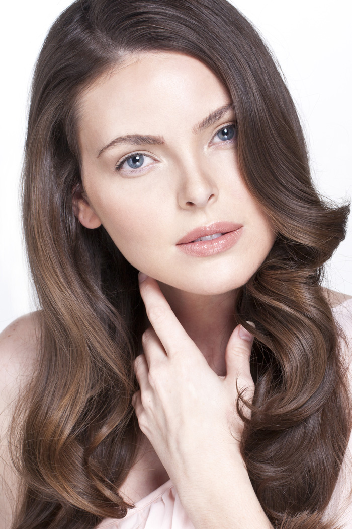 Kim Dawson Agency: Meredith Fowler by Anthony Chiang