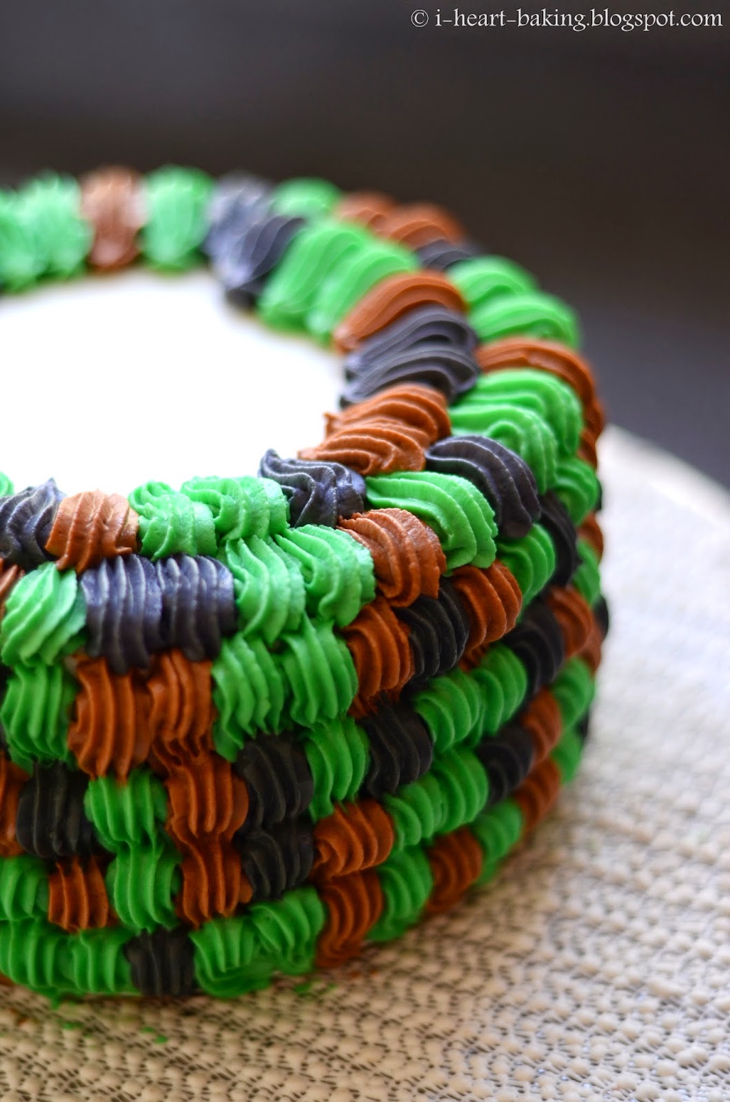 i heart baking!: piped shells camouflage cake