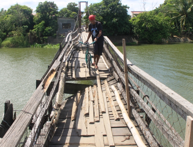 Mabuhay Online: HANGING BRIDGE: Muling nasira, malawakang pagkukumpuni ...