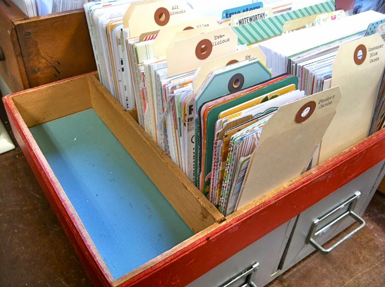Mish Mash: Workspace Wednesday...journaling card storage for Project Life