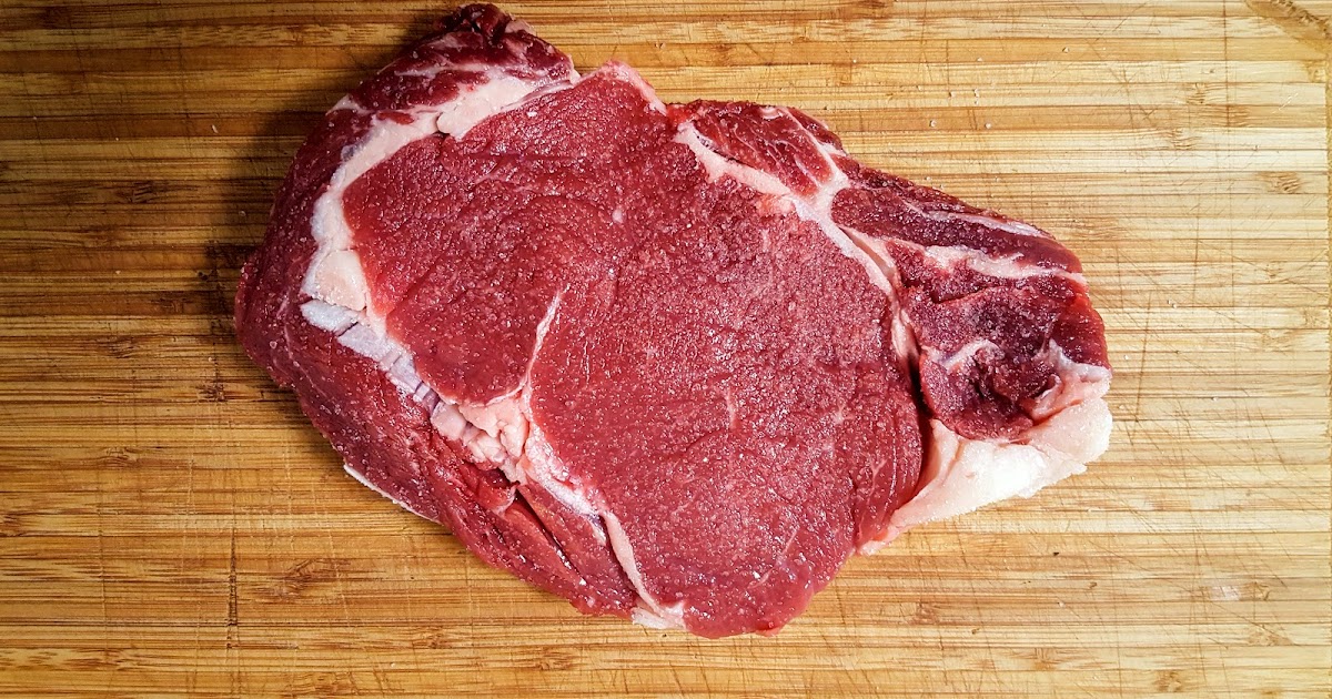 Sauter une pièce de viande rouge