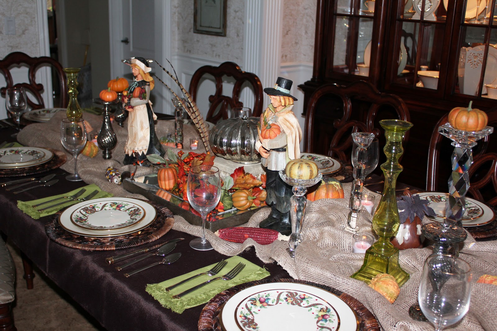 JBigg: Life in Kentucky: Thanksgiving with Pilgrims and Burlap