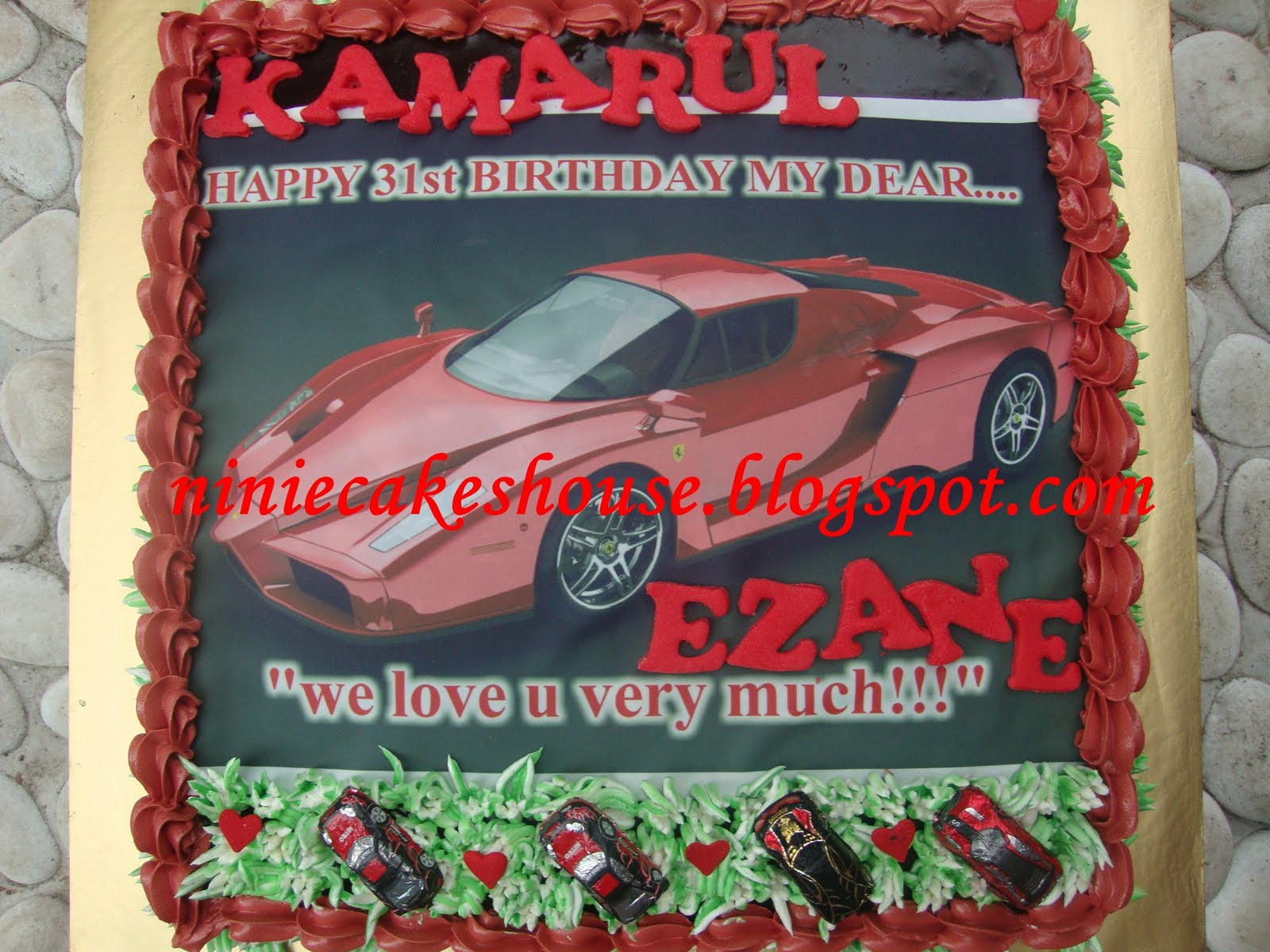 ninie cakes house: Choc Moist Cakes with Ferrari Enzo Edible Image