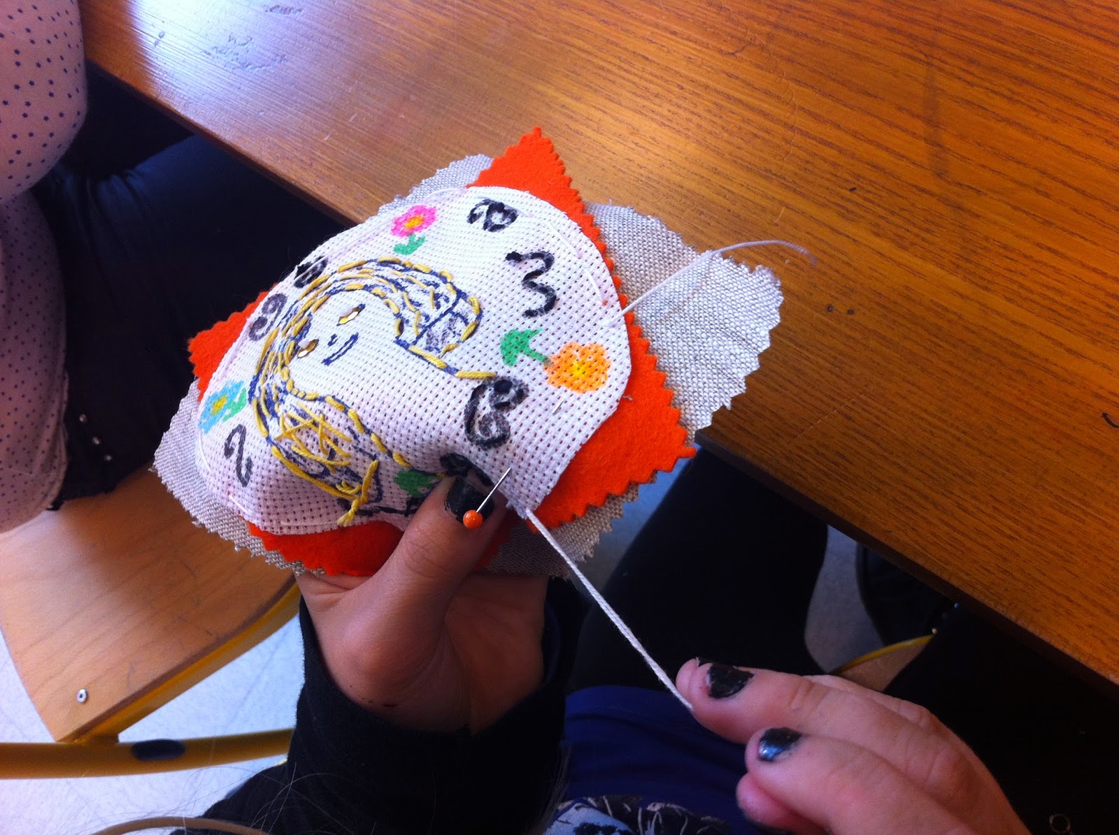 Atelier MlaBroderie, en Normandie: Atelier textile avec les enfants