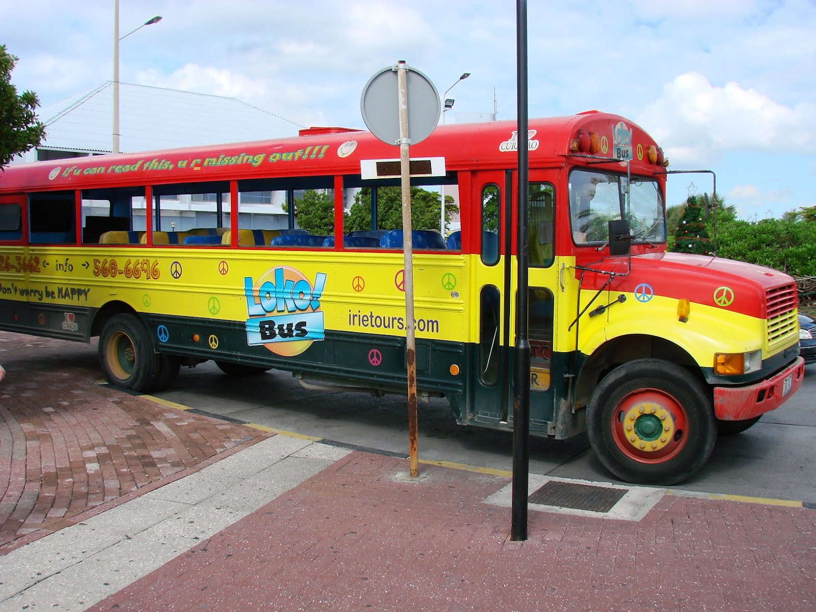 Buses from various cities in the world.: LOKO Bus