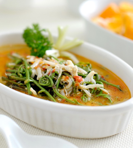 Resep Membuat Gulai Daun Pakis (Paku) Lezat - Masakan Termantap Masa Kini