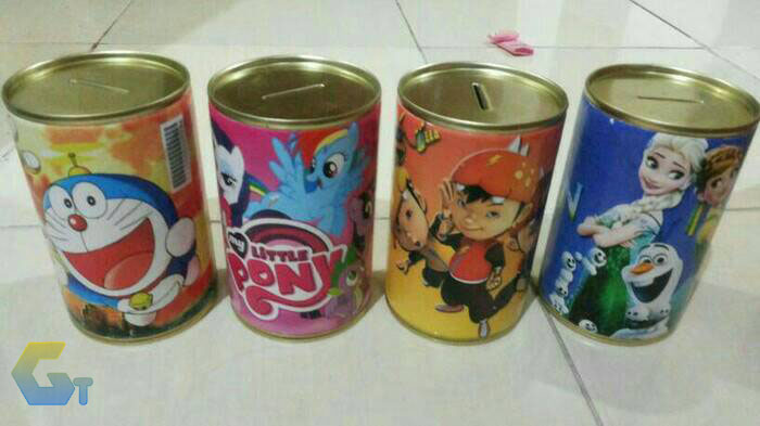 MENGOLAH KALENG BEKAS MENJADI CELENGAN - GOSIP TERKINI