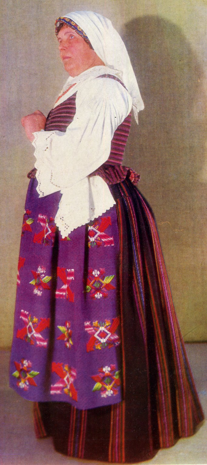 FolkCostume&Embroidery: Costume of Zanavykija Region, Lithuania