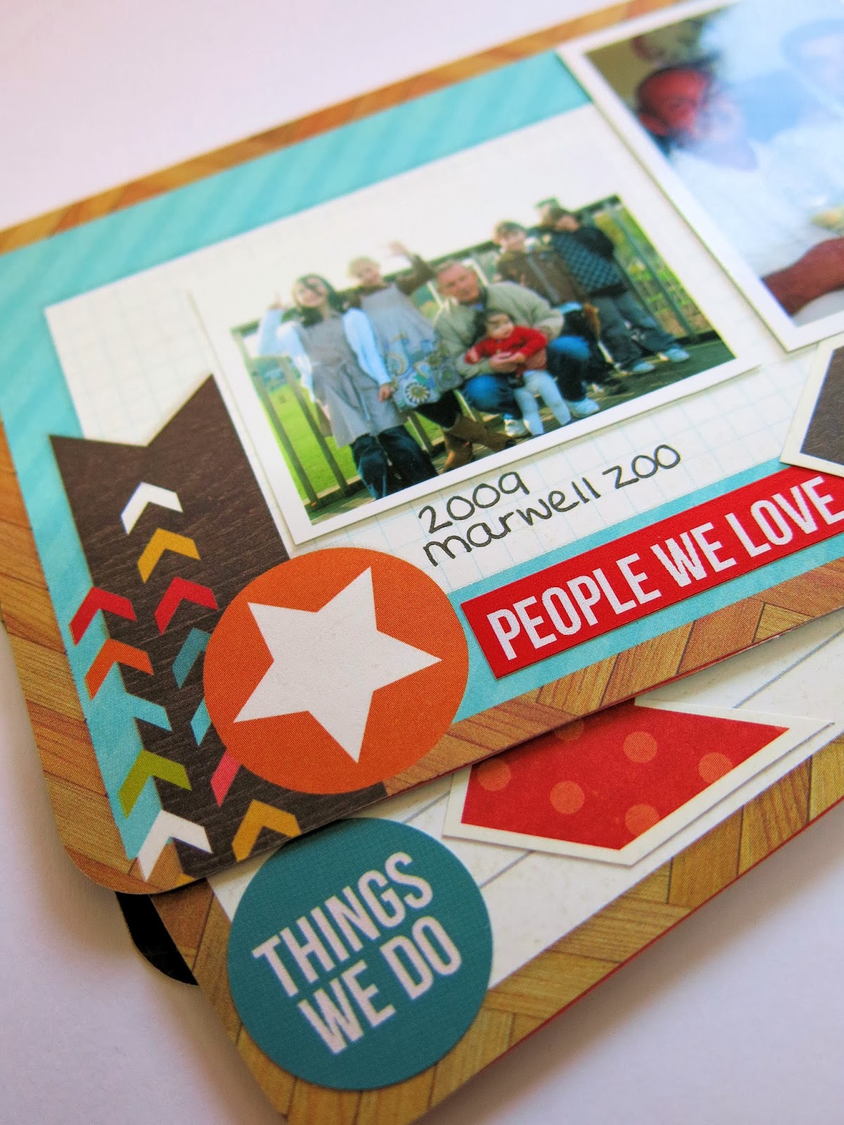 Scrap, Paper, Scissors: A Simple Mini Book with Simple Stories