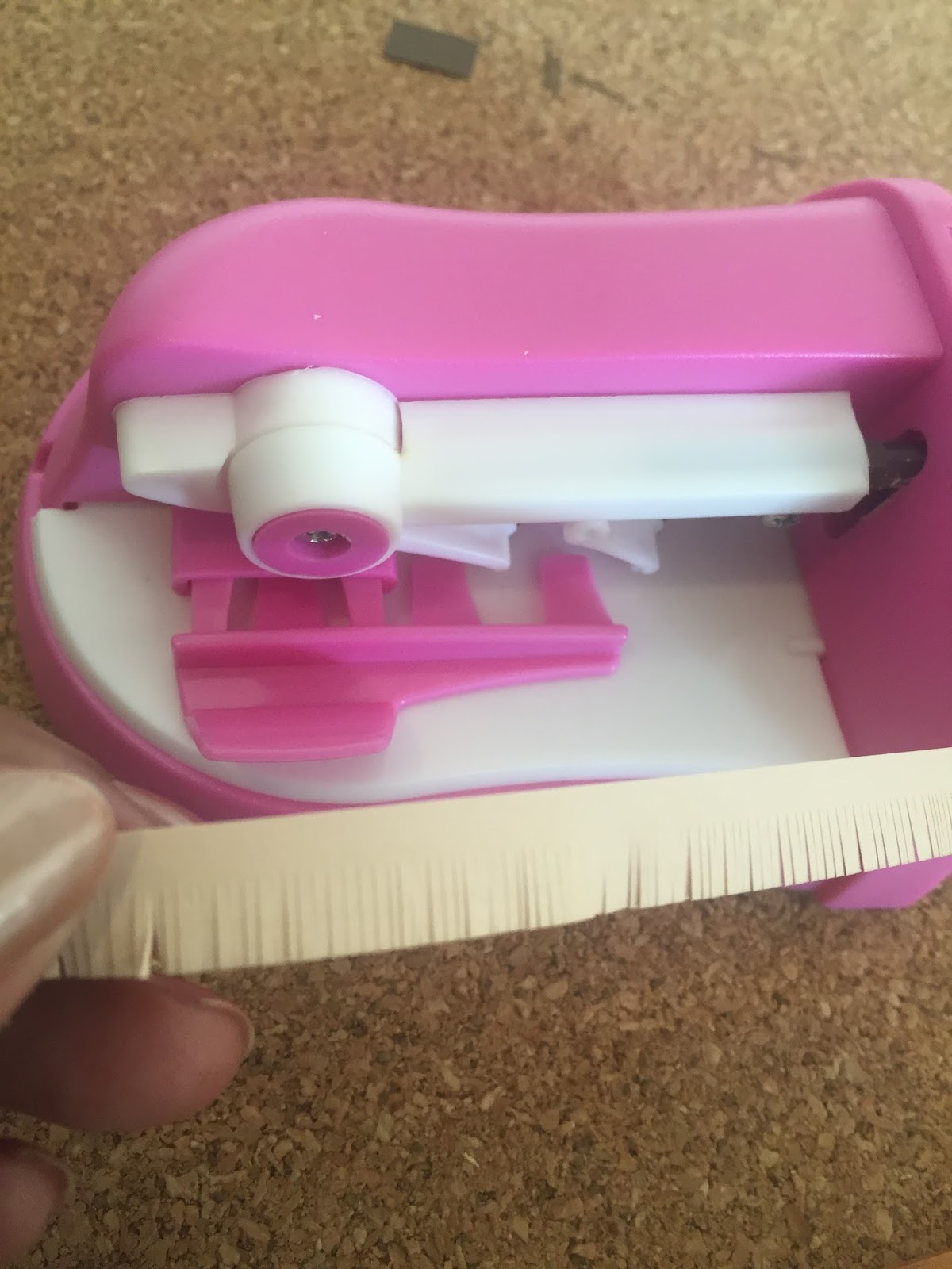 Quilling Made Easy: Review of Jonathan Mayne's Safetly Quilling Fringer ...