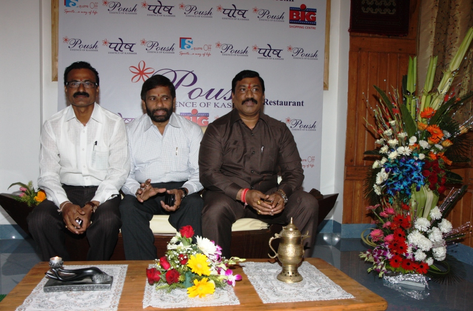 Nevik Media: Authentic Kashmir cuisines now in for Thanekars