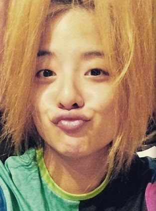 f(x)'s Amber transformed into a Gold fish? - Wonderful Generation