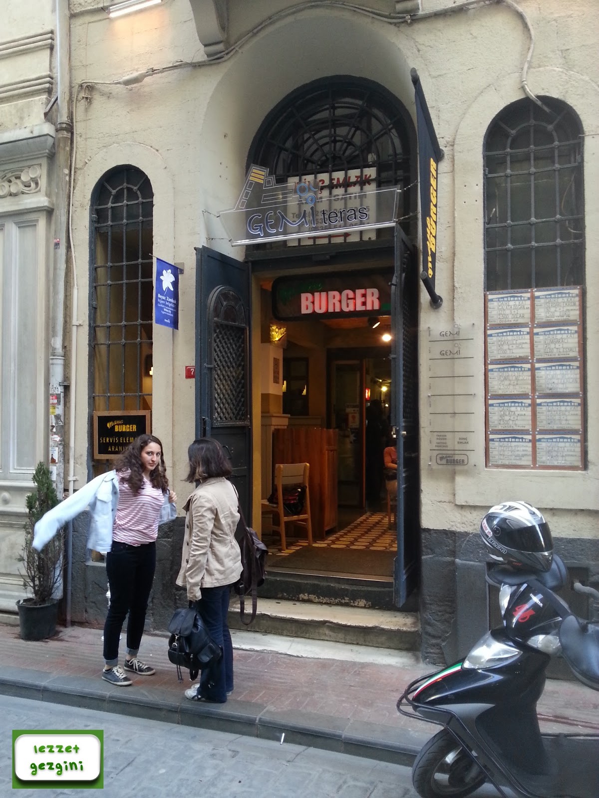 Lezzet Gezgini; Gezdim, Buldum, Yedim, Doydum..: Mano Burger ...