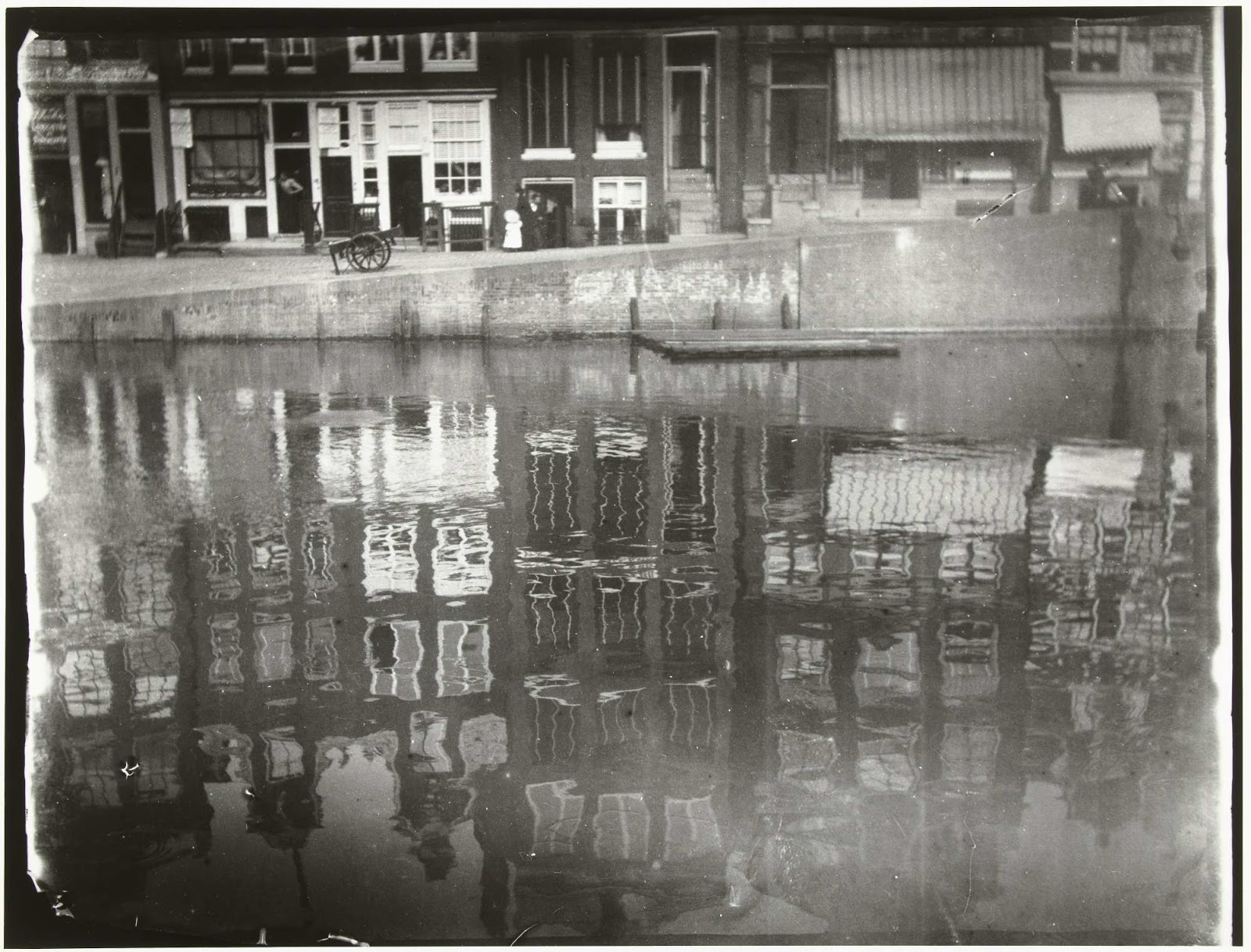 Spencer Alley: Amsterdam Photographs by George Hendrik Breitner
