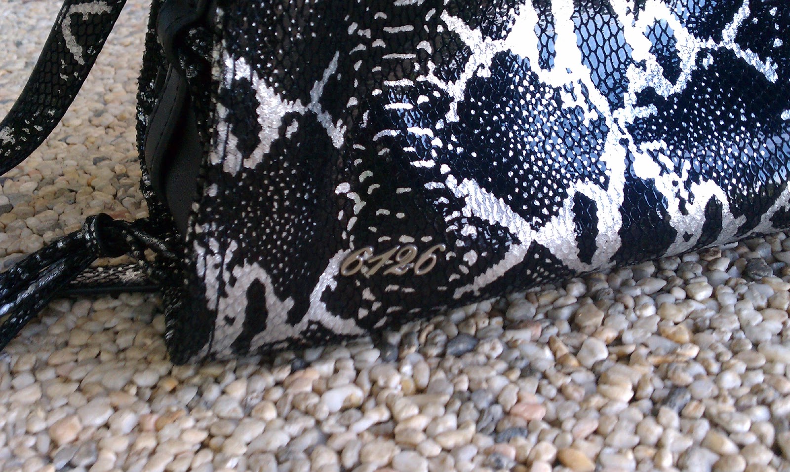 Handbag Review: Tempest Bag by 6126 Lindsay Lohan | Daydreaming Maven