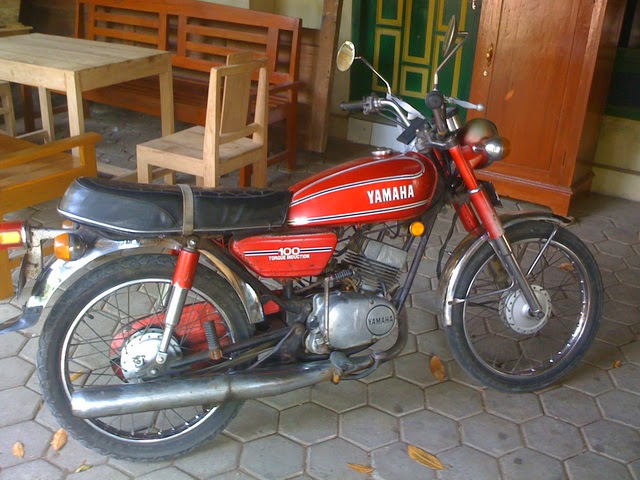 Kumpulan Gambar Motor Tua Unik Dan Antik