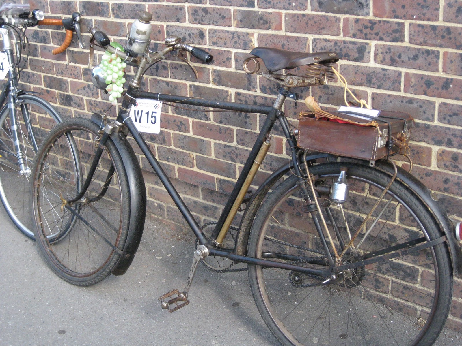 machacas on wheels: The bikes of the London-Edinburgh-London