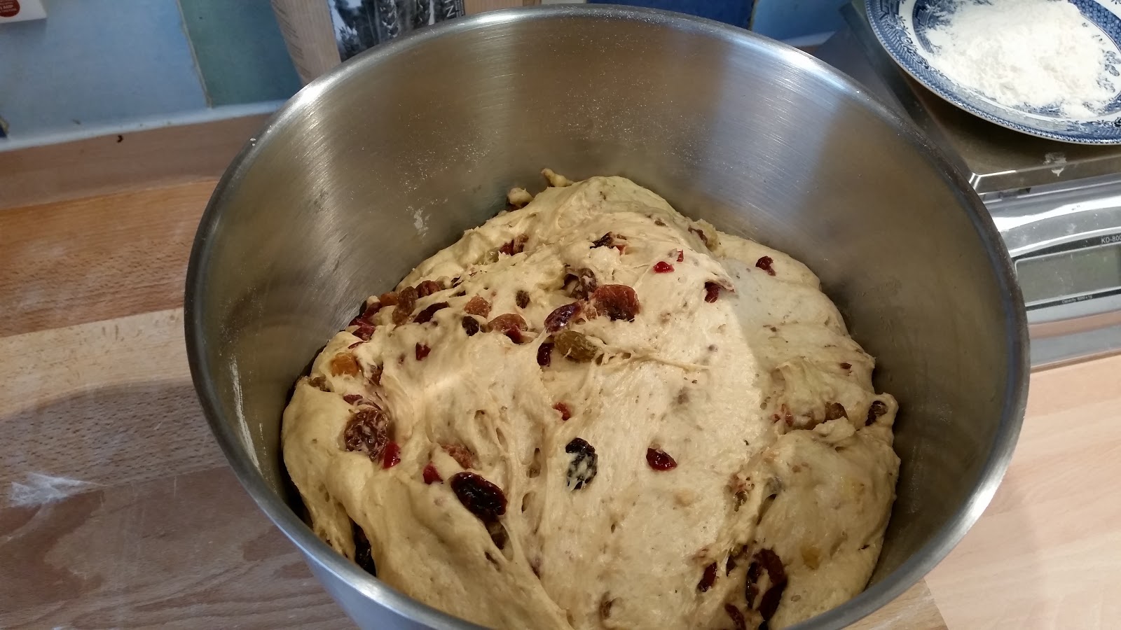 Going My Own Way: Saffron Infused Fruit Buns