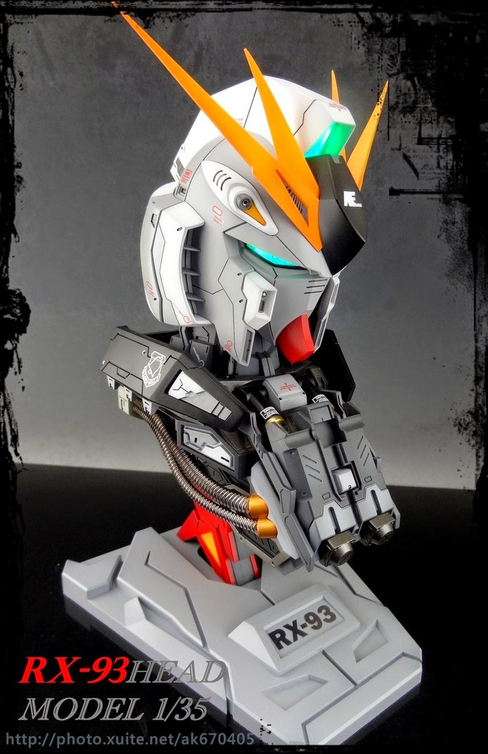 Custom Build: 1/35 RX-93 nu Gundam Head Display - Gundam Kits ...