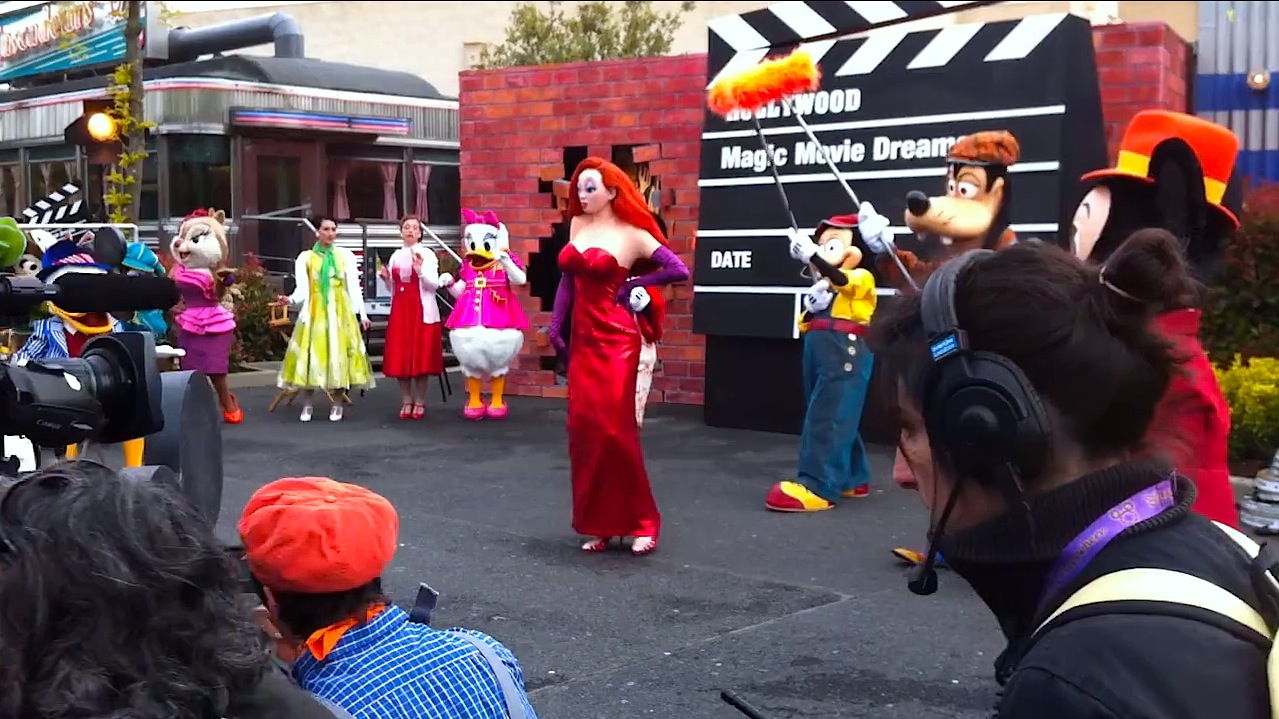 ImNotBad.com - A Jessica Rabbit Site: Roger Rabbit's Toontown Dream ...