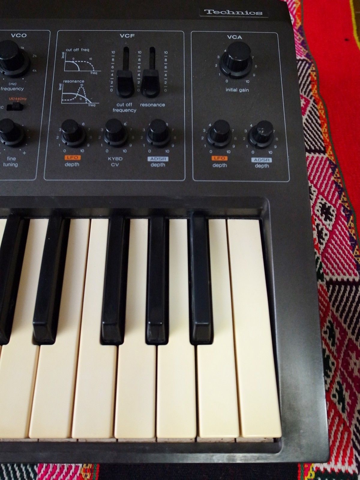 MATRIXSYNTH: VINTAGE TECHNICS SY-1010 analog synthesizer