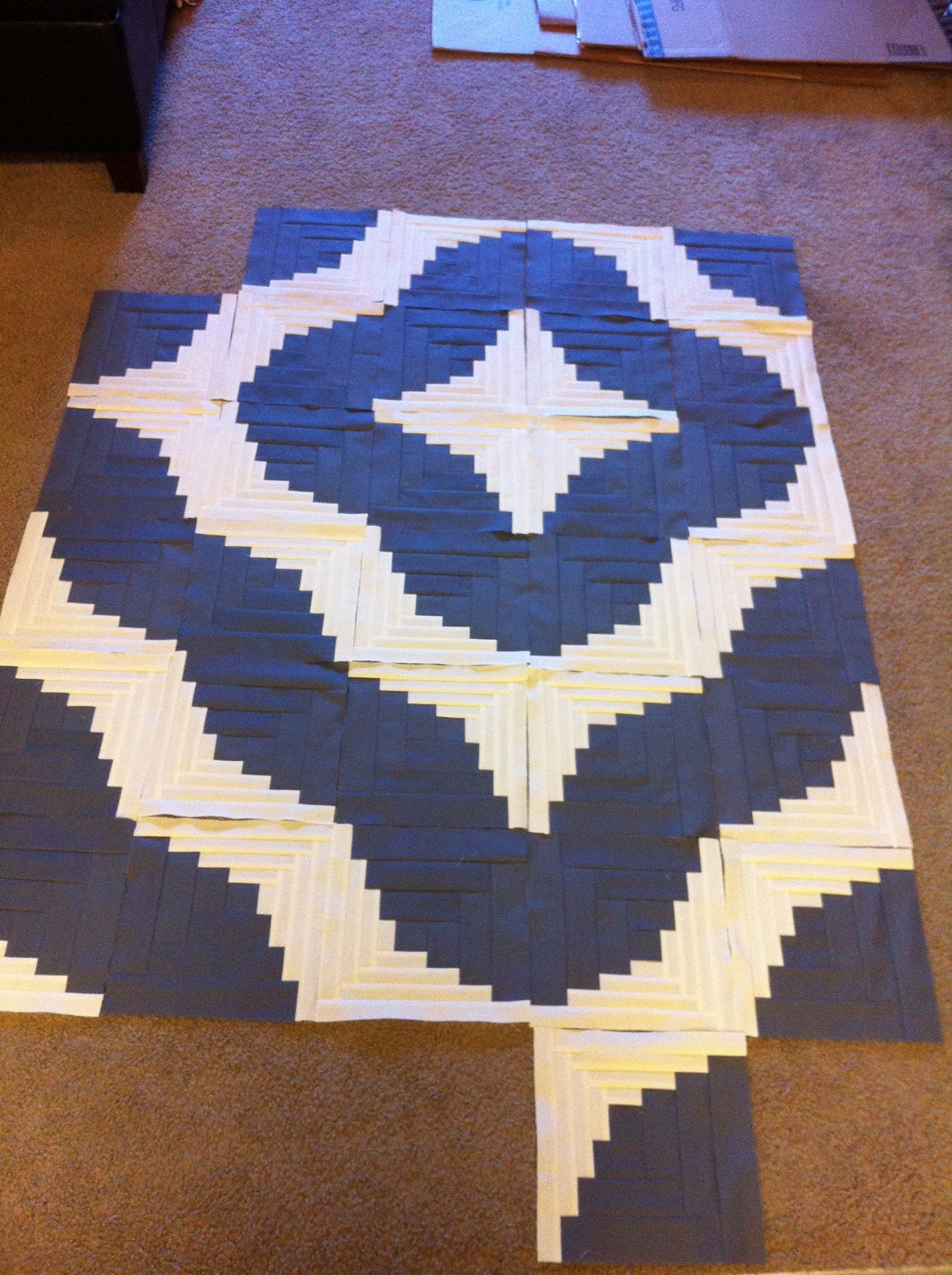 Bauer Handcrafted: Curved Log Cabin Quilt: 30 Blocks