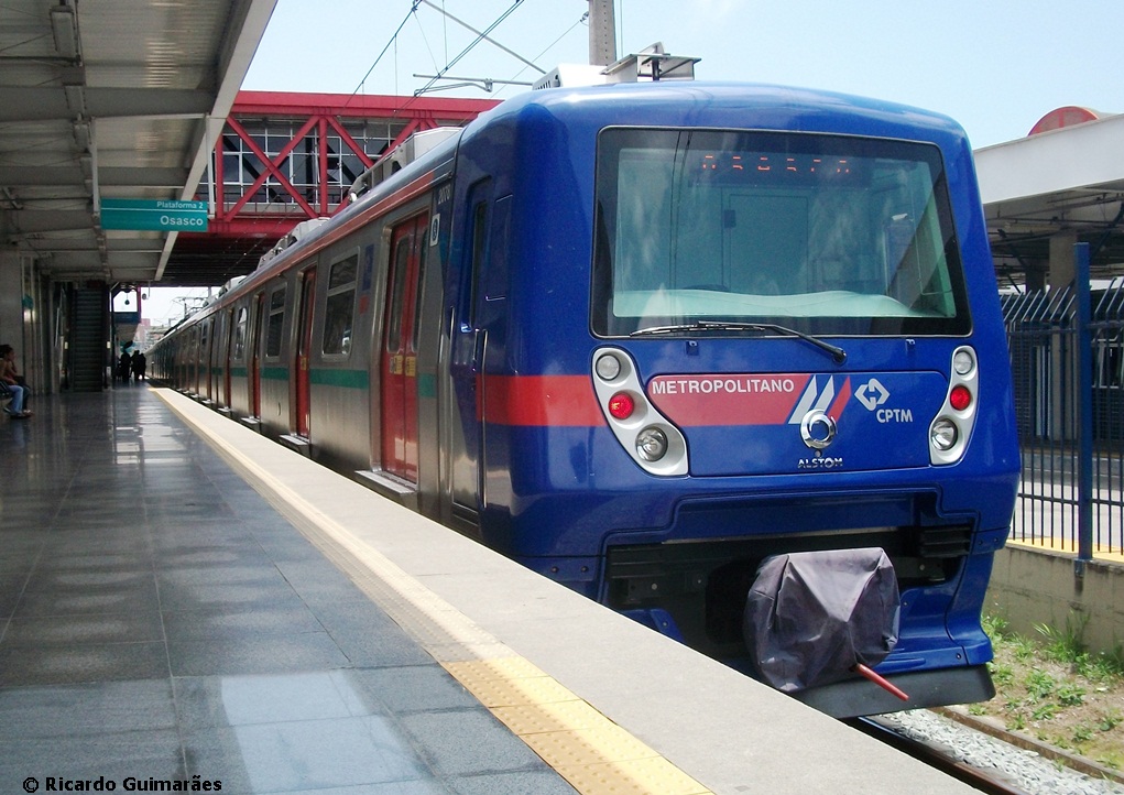 Trens Série 2000 Fase II (2070) passam a circular na Linha 8-Diamante ...