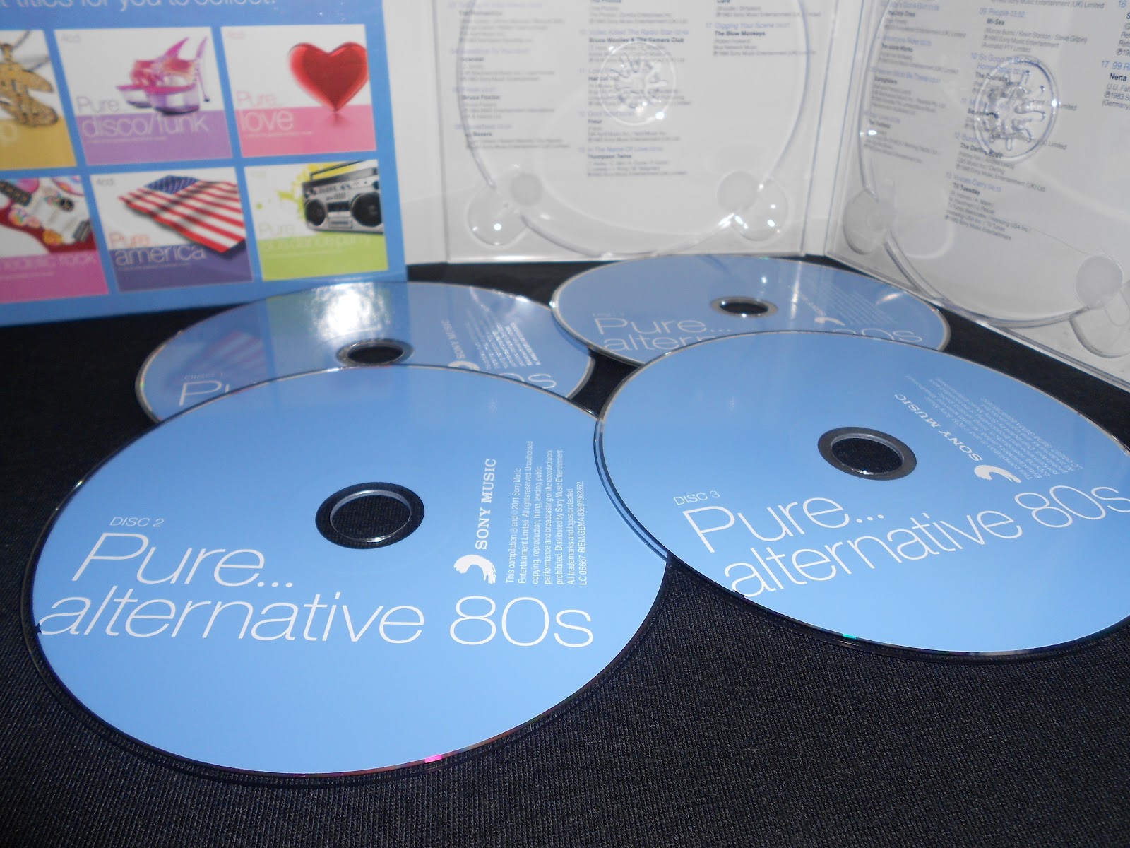 Between two places: " NEW WAVE Compilation": Pure… alternative 80s cd set