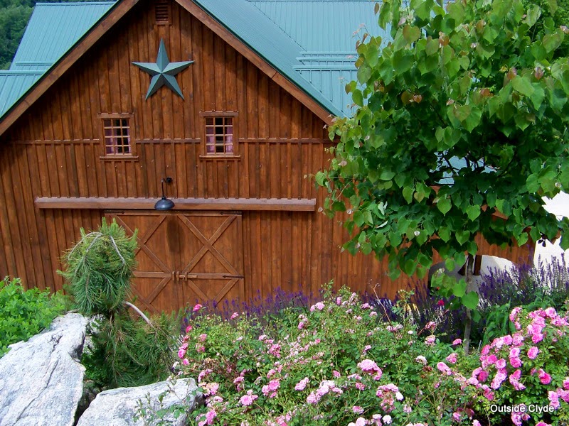 Outside Clyde: Just Around The Barn