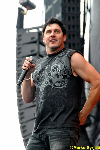 Zona Rock Dan Metal : JOHNNY GIOELI