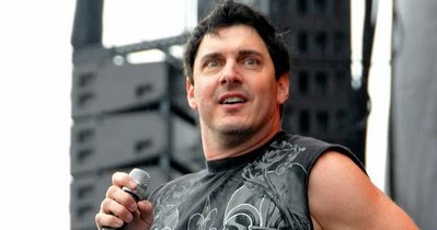 Zona Rock Dan Metal : JOHNNY GIOELI