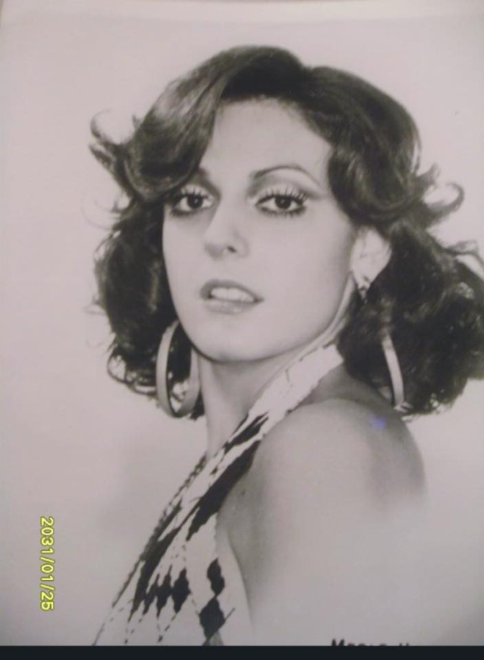 somos el espectador: MERLE URIBE DEJA TODO POR CANES