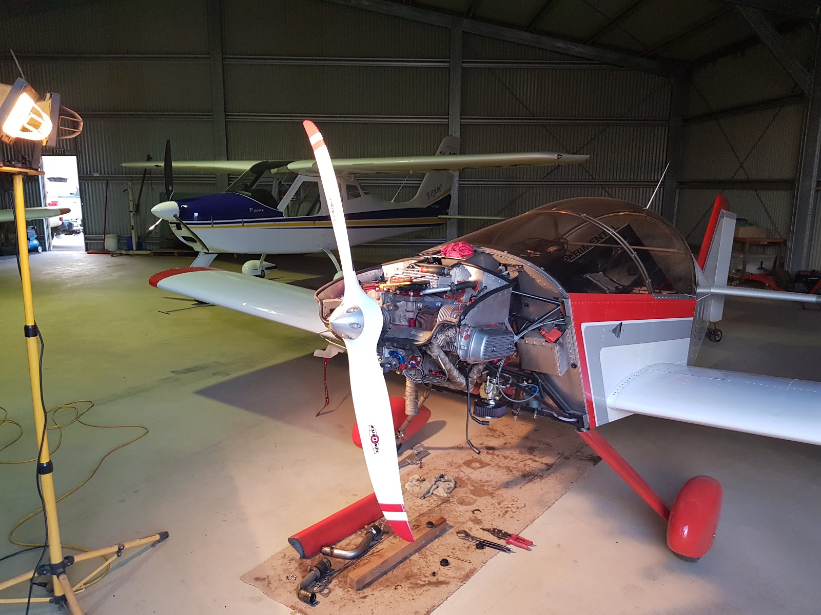 Building a Sonex Aircraft: Engine mounts