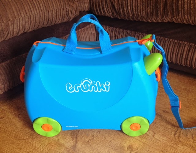 Mummy, Mess & magic: Trunki case review