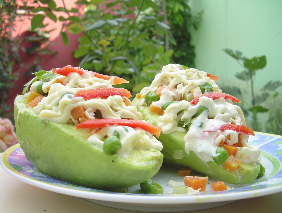 Palta rellena con pollo | Gastronomia Peruana