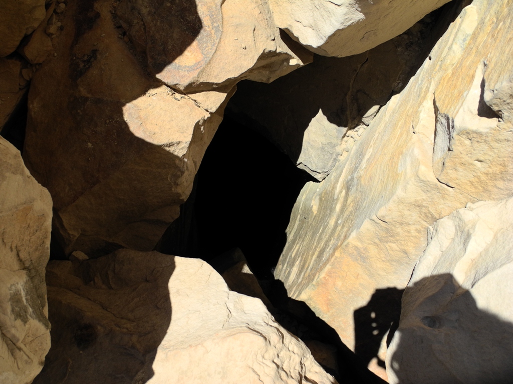 Utah Caves: Thistle Train Tunnel