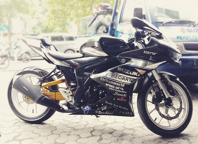 65 Foto Modifikasi Suzuki GSX R 150 Grafis Bodi Terbaru