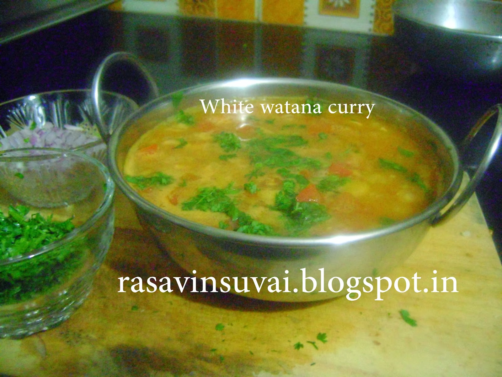 Raji Ramakrishnan : SPICY WHITE WATANA CURRY