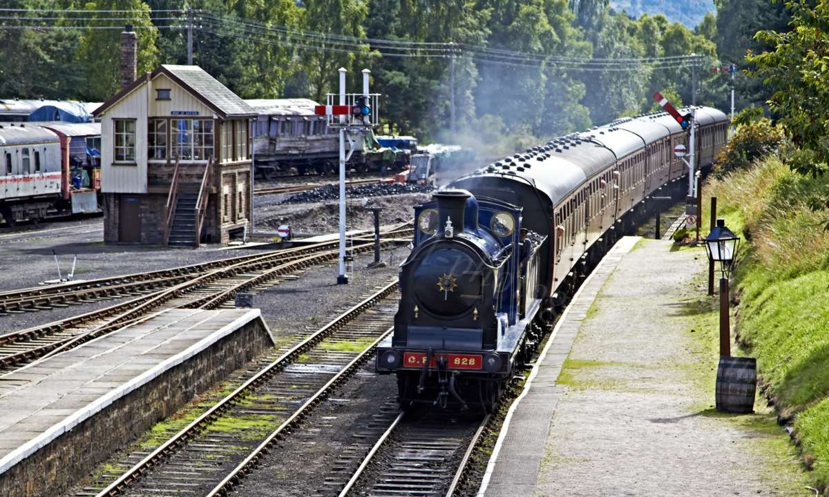 Dougie Coull Photography: Strathspey Heritage Railway