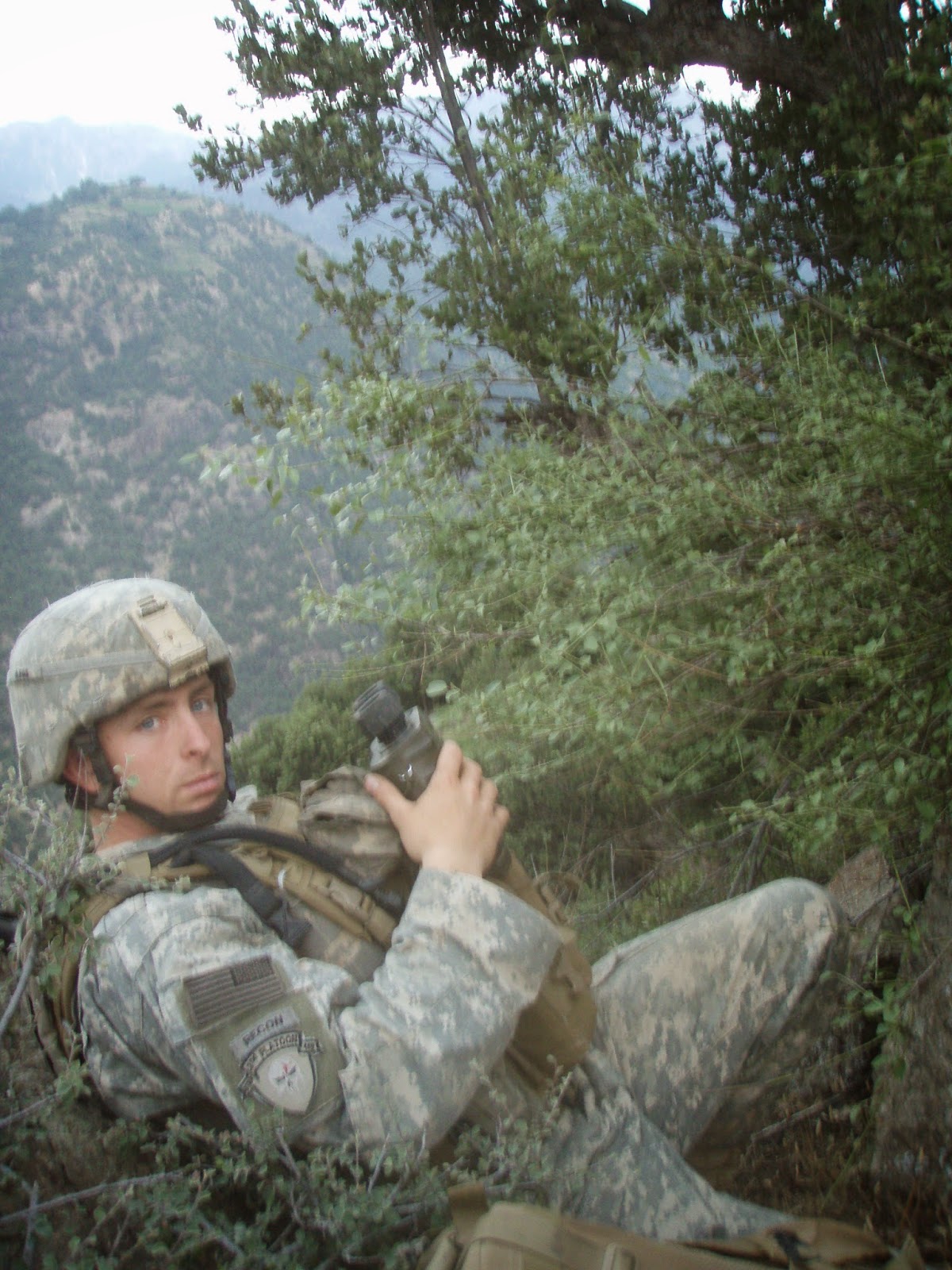 Forward observer Afghanistan : forward observer Afghanistan