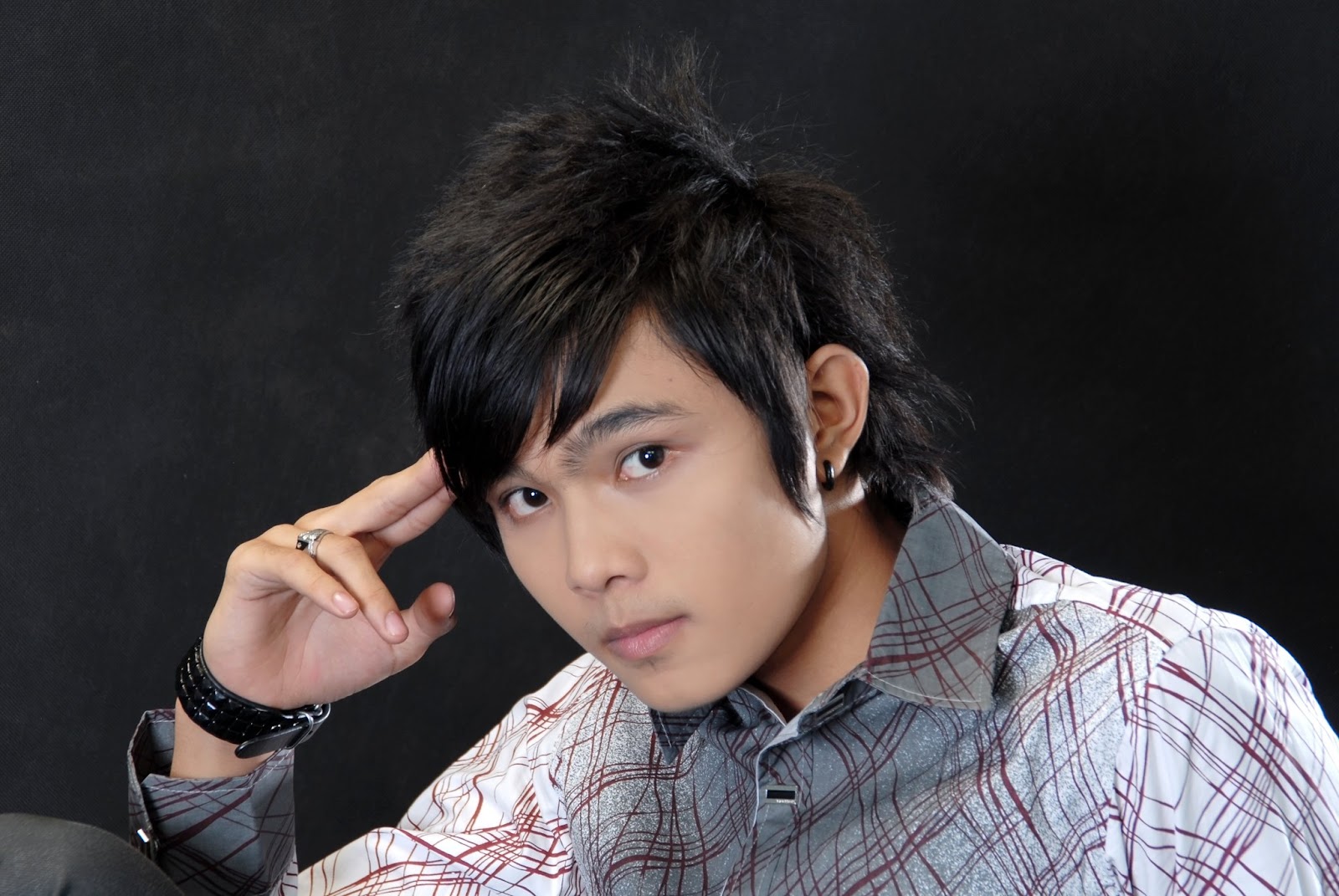 M y a n m a r H u n k s: Khant Nyar