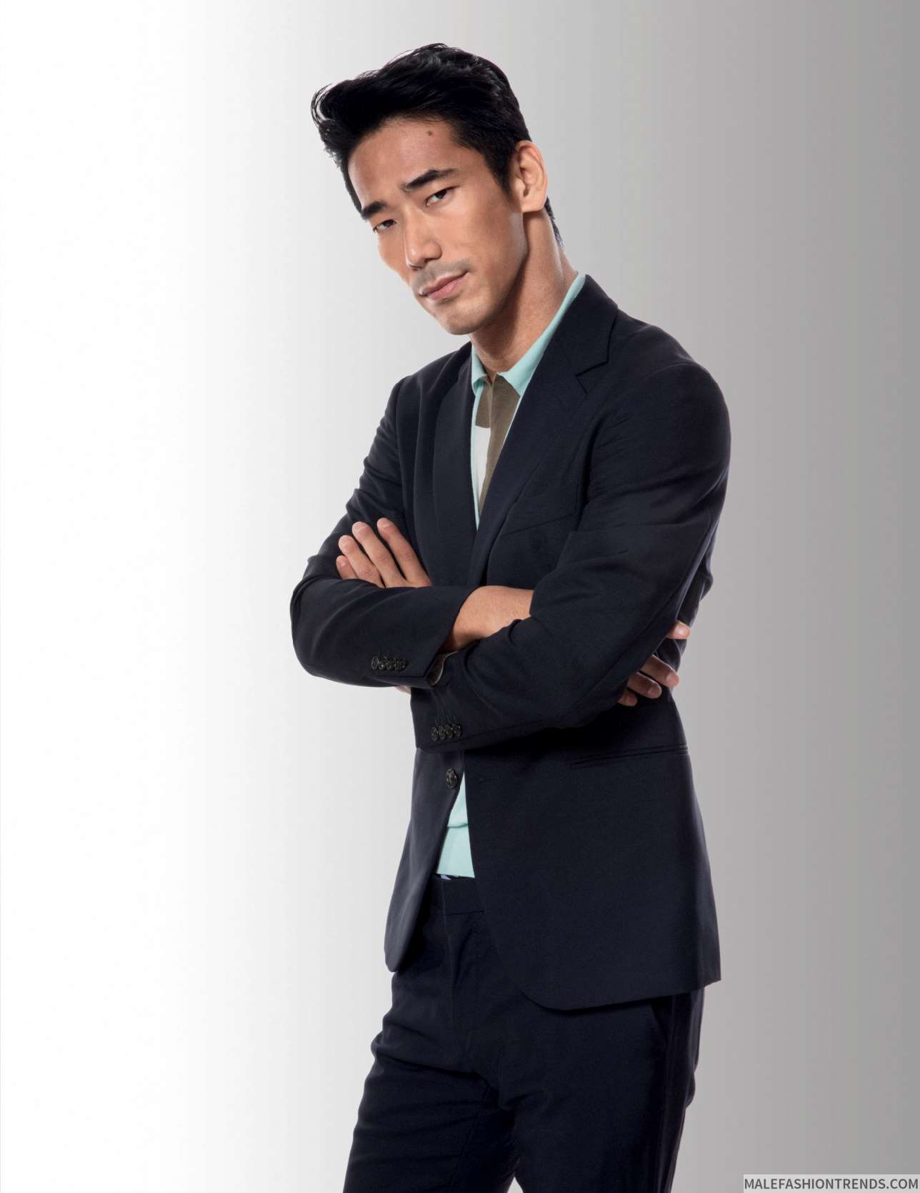 Naoki Kobayashi para DA MAN Magazine en fotos de Mitchell Nguyen McCormack